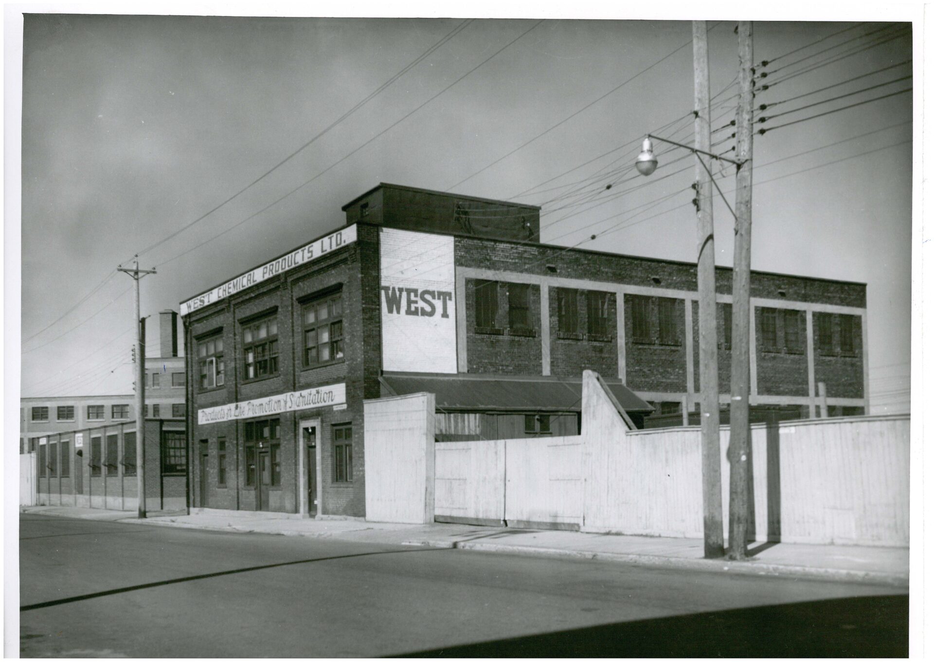 historique-2 - West Penetone Canada
